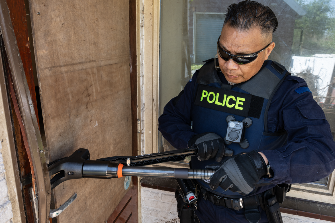 Holmatro T1 Forcible Entry Tool — Black Box Safety